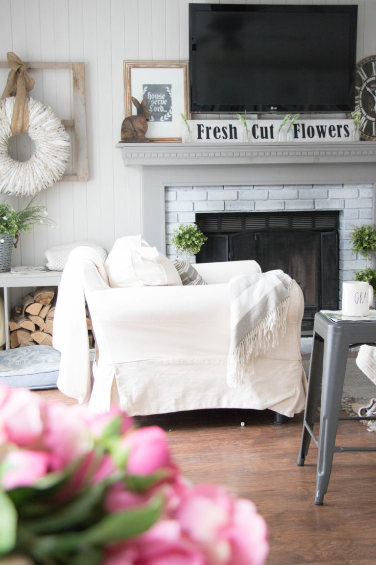 French Farmhouse Spring Tour - Seeking Lavender Lane