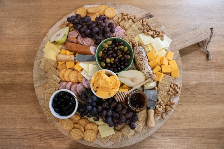 Easy Chacuterie Board for any party - Seeking Lavender Lane