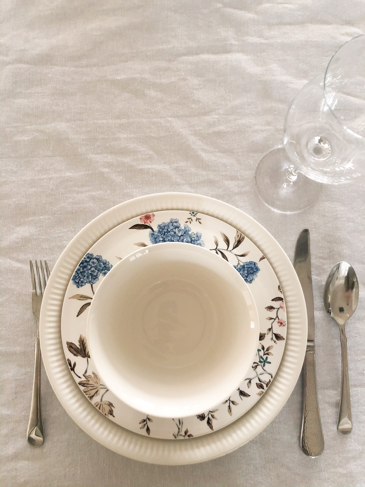 Daily table setting - Seeking Lavender Lane
