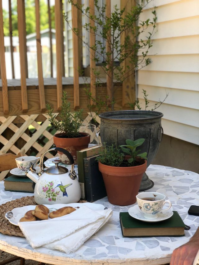 An outdoor tea party - Seeking Lavender Lane