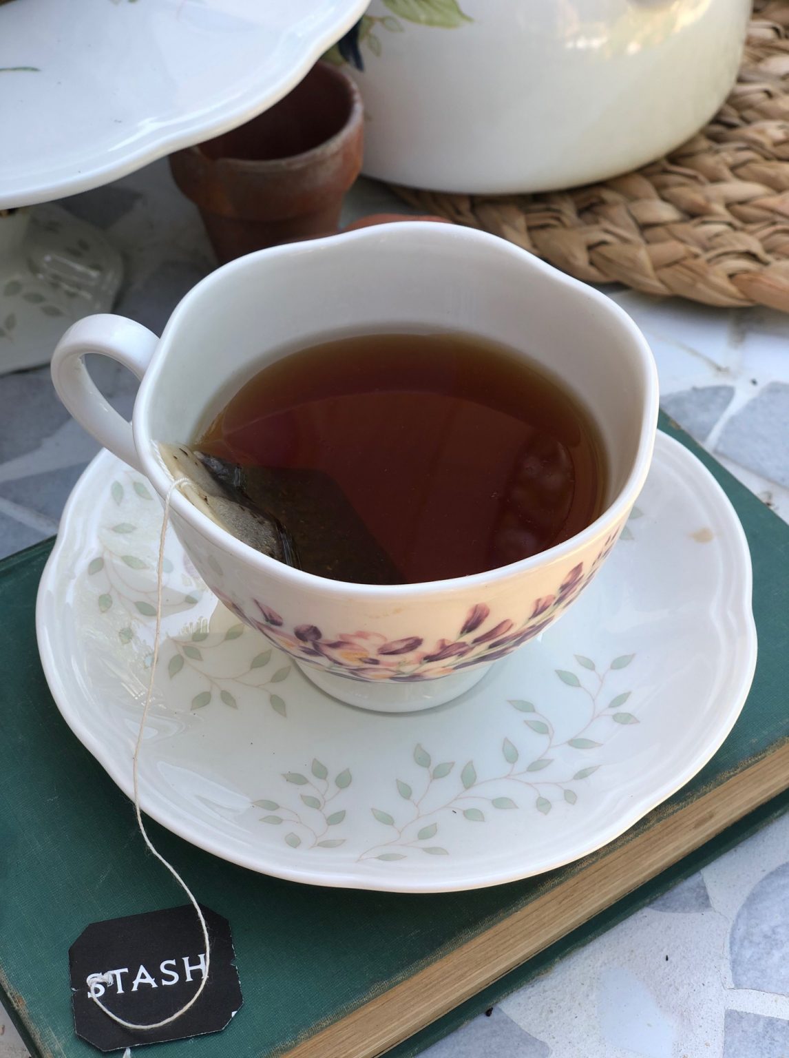 An outdoor tea party - Seeking Lavender Lane