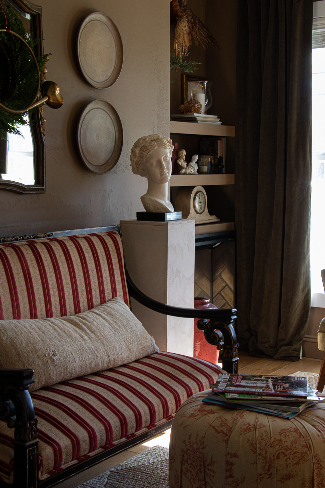 European Christmas Lounge - Seeking Lavender Lane