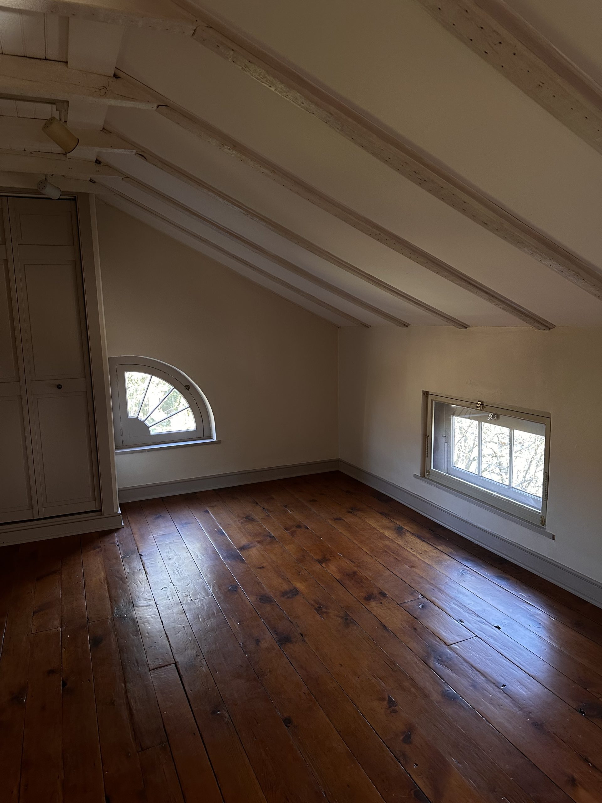 House Hunters - Seeking Lavender Lane